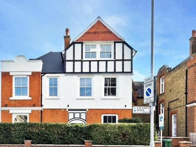 1 Bedroom Flat For Sale In Surbiton