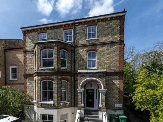 1 Bedroom Flat For Sale In Surbiton
