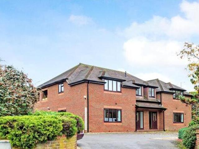 1 Bedroom Flat For Sale In Surrey