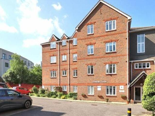 1 Bedroom Flat For Sale In Surrey