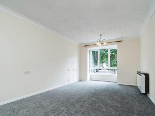 1 Bedroom Flat For Sale In Sutton
