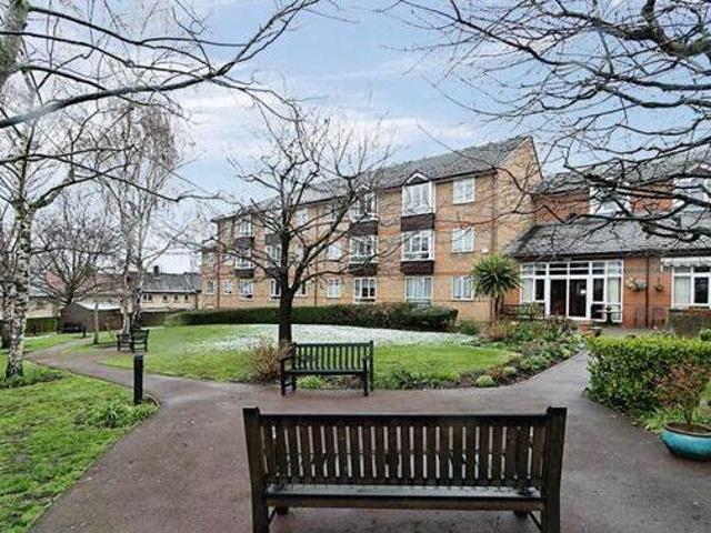 1 Bedroom Flat For Sale In Sutton