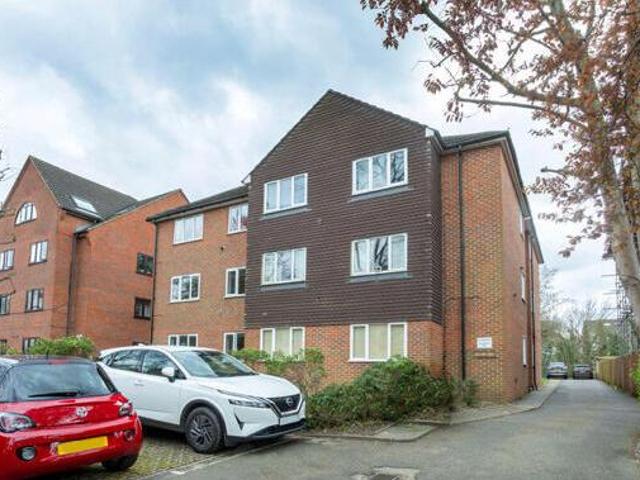 1 Bedroom Flat For Sale In Sutton, Surrey