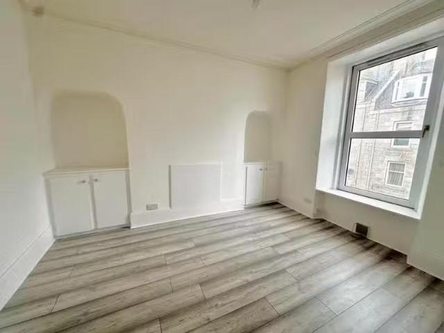 1 bedroom flat for rent in 43 Esslemont Avenue, Aberdeen, Aber.