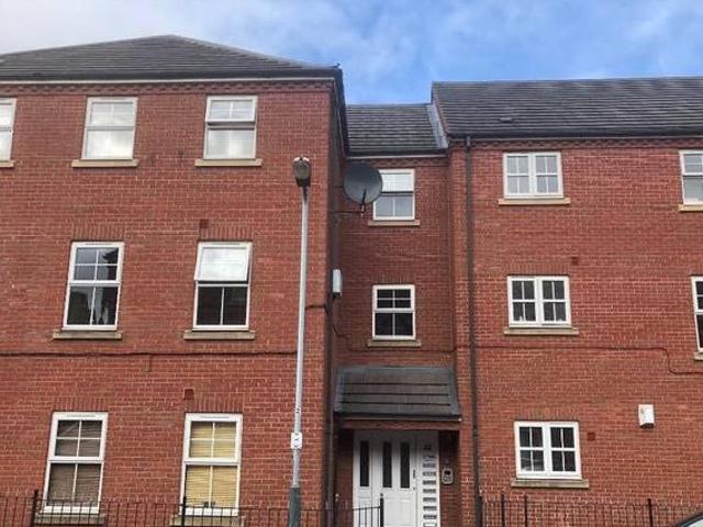 1 bedroom flat for rent in 42 Silken Court Nuneaton Warwickshire CV11 5NN CV11