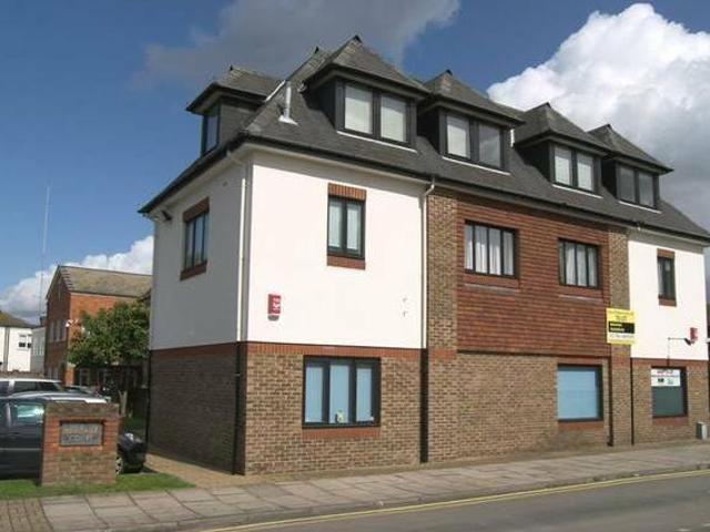 1 bedroom flat for rent in 4 Heritage Court Station Road Egham Surrey TW20