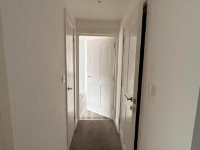 1 bedroom flat for rent in 67 Station Road North, Belvedere, Kent, DA17