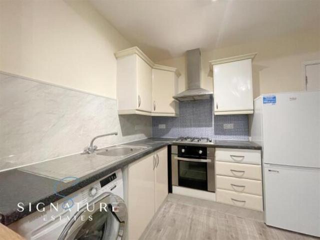 1 bedroom flat for rent in 64h Queens RoadWatfordHertfordshire, WD17