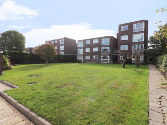 1 bedroom flat for rent in 6 Court Downs Road, Beckenham, Kent, BR3