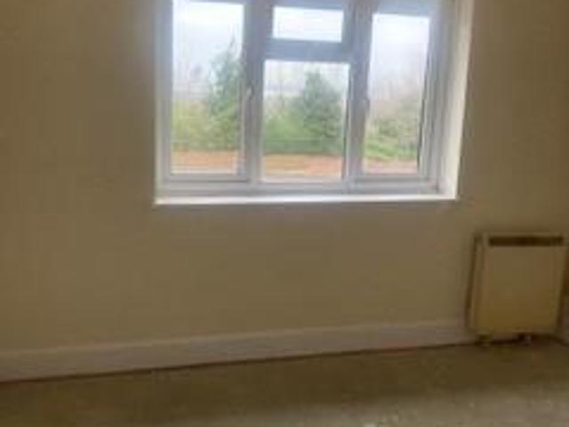 1 bedroom flat for rent in 73 Bexley Road, Erith, DA8