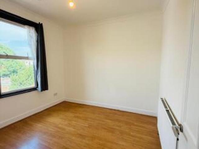 1 bedroom flat for rent in 733 High Road Leytonstone, Waltham Forest, E11