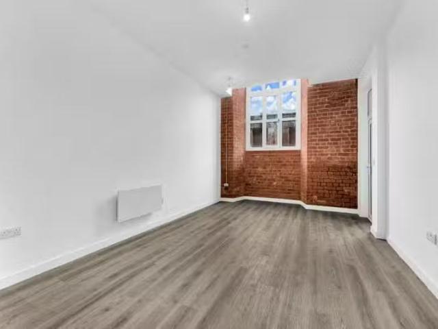 1 bedroom flat for rent in 7 Cotton Gardens, Bolton, Greater M.