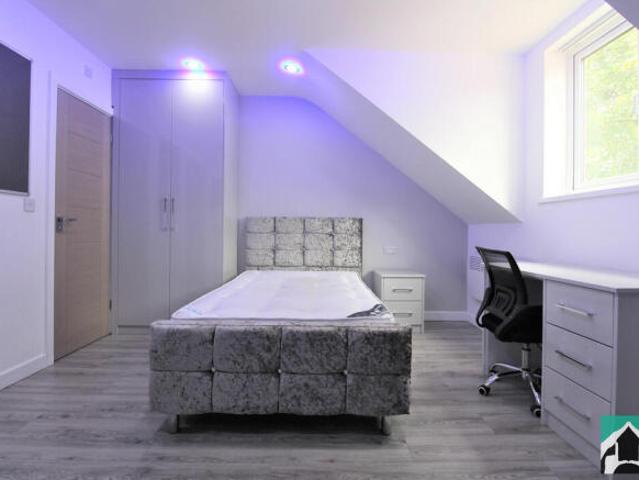 1 bedroom flat for rent in 830 Bristol Road, Selly Oak, Birmingham, B29