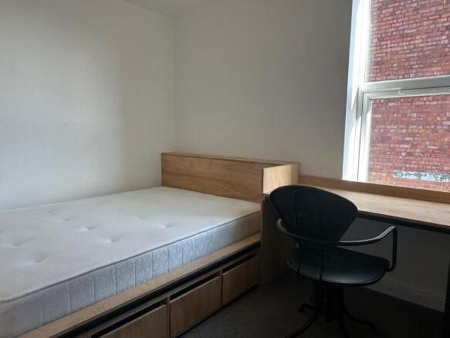 1 bedroom flat for rent in Flat 3, 98 100 Portland Street, Lincoln, LN5 7LE, LN5