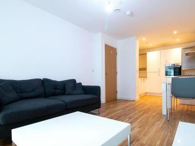 1 Bedroom Flat For Rent In 9 Michigan Avenue, Salford