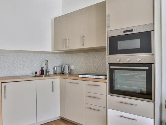 1 bedroom flat for rent in Upper Terrace Road, Bournemouth, BH2