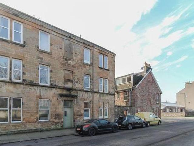 1 bedroom flat for rent in 122 East Princes Street Helensburgh G84