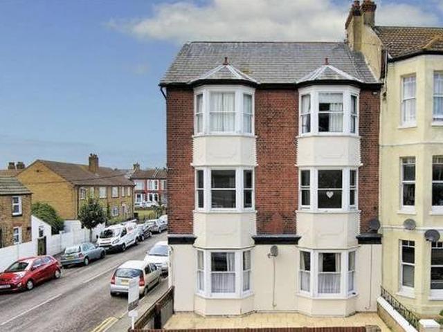 1 bedroom flat for rent in 131 Station Road Herne Bay Kent CT6