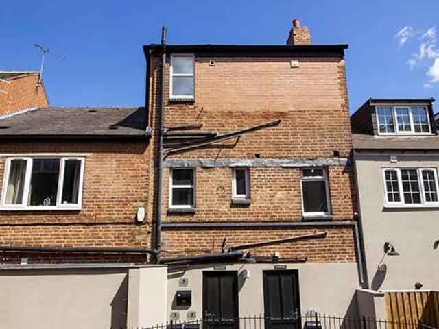 1 Bedroom Flat For Rent In 136 North Sherwood Street, Nottingham