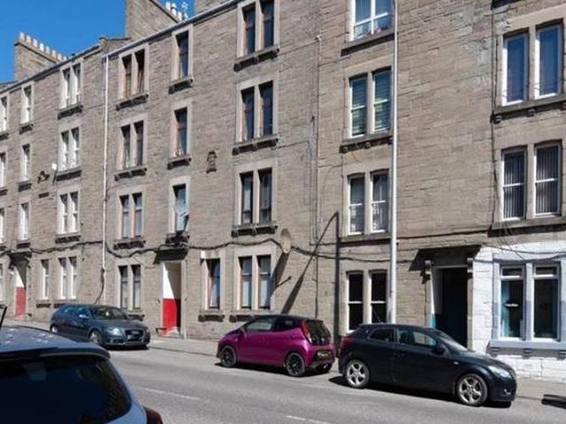 1 bedroom flat for rent in 155 G L Strathmartine Road DD3