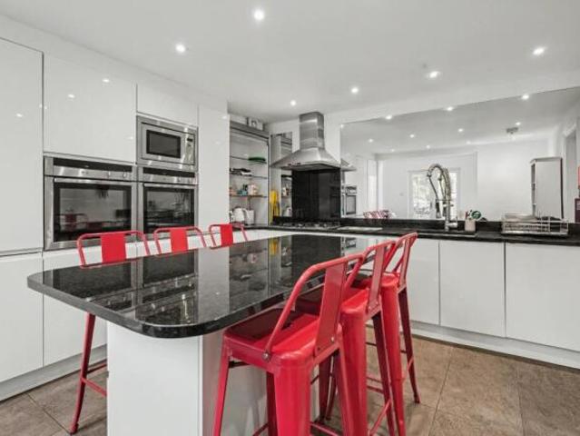 1 bedroom flat for rent in 15 Stanley Road, Oxford, OX4
