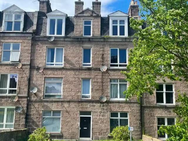1 bedroom flat for rent in 16 Grampian Road, Top Right, Aberde.