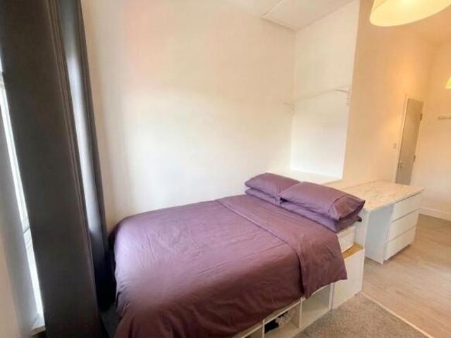 1 bedroom flat for rent in 18 Newsome Road, Huddersfield, HD4