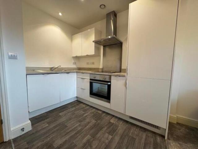 1 bedroom flat for rent in 19 Fleming Way, Town Centre, Swindon, SN1