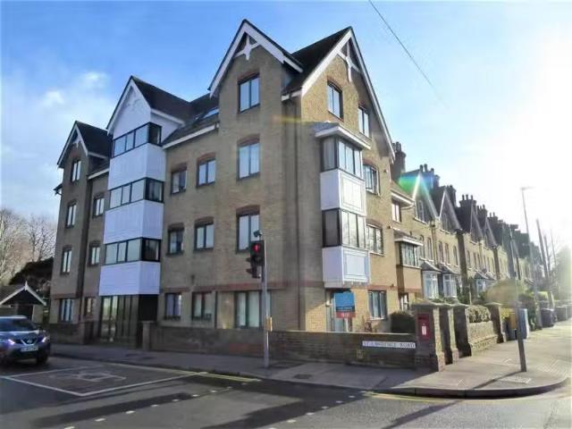 1 bedroom flat for rent in 1 bed. F. Boundary Court, Canterbur.