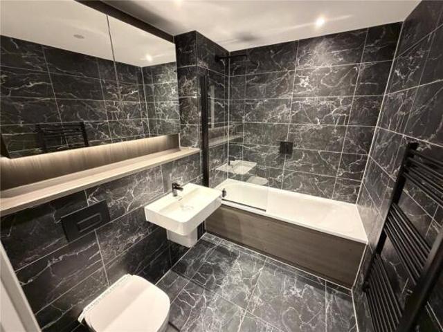 1 bedroom apartment for rent in 1 Trinity Way, Greater Manchester, M3