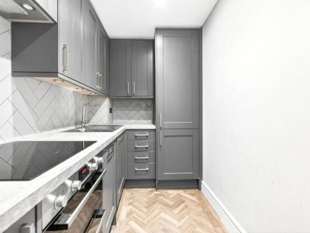 1 bedroom flat for rent in 20 Creechurch Lane, Tower Bridge, EC3A