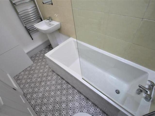 1 bedroom flat for rent in 20 Morris Lane, Headingley, Leeds, West Yorkshire, LS5