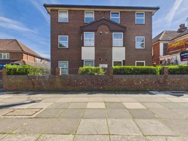 1 bedroom flat for rent in 272 Havant Road, Drayton, Portsmouth, PO6