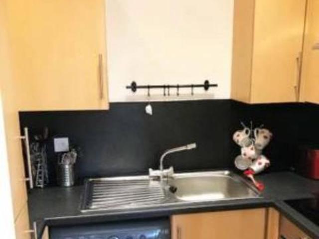 1 bedroom flat for rent in 298 Hardgate FFR Aberdeen AB10 6AD AB10