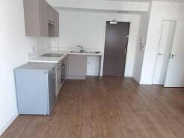 1 bedroom flat for rent in 29 Victoria Avenue, Southend On Sea, Essex, SS2
