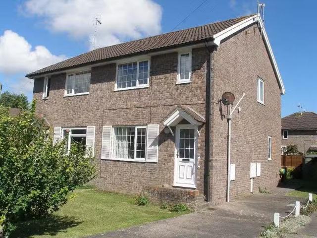 1 bedroom flat for rent in 29 Millfield Drive, Cowbridge, Vale.