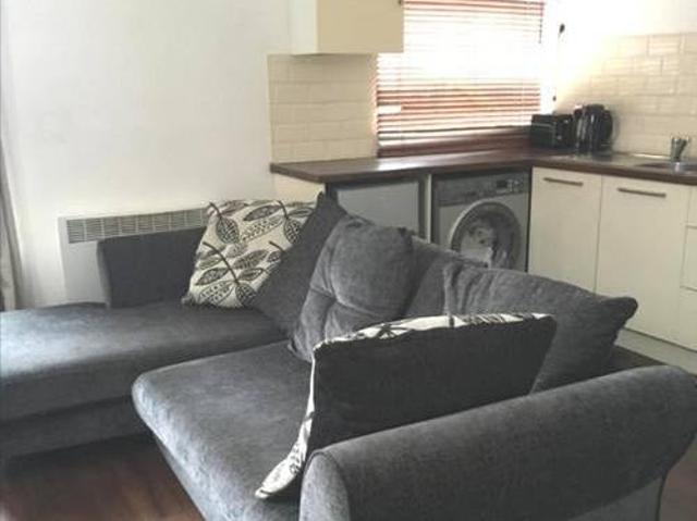 1 bedroom flat for rent in 2 Longmeadow Passage Hyde SK14