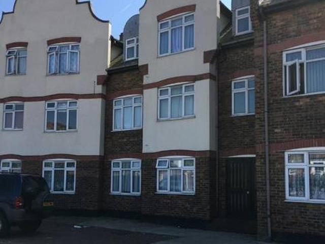 1 bedroom flat for rent in 33 Venables Court SS8