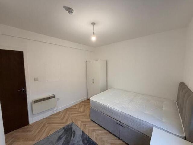 1 bedroom flat for rent in 32A Evington Road, Leicester, LE2 1HG, LE2