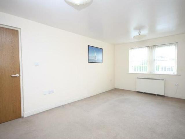 1 bedroom flat for rent in 34 Bagley Lane, Farsley, Pudsey, LS28