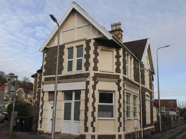 1 bedroom flat for rent in 36 Old Street Clevedon BS21