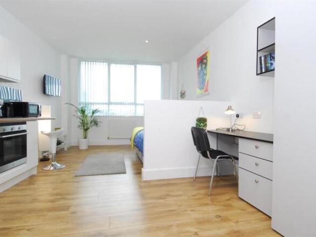 1 bedroom flat for rent in Tamar House Large Studio, 2A Old Town Street, Plymouth, PL1