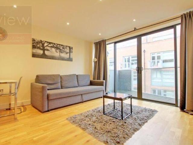 1 bedroom flat for rent in Tanner Street, SE1