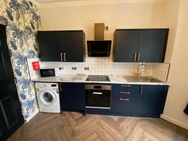 1 bedroom flat for rent in Taff Embankment, Cardiff, CF11
