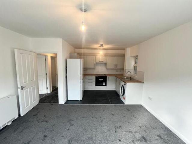 1 bedroom flat for rent in Tarring Road, Worthing, BN11