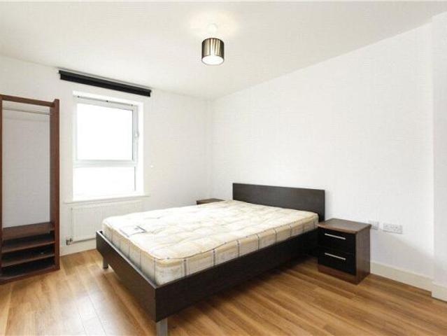 1 bedroom flat for rent in Taylor House, 3 Storehouse Mews, E14