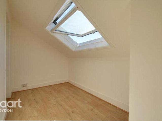 1 bedroom flat for rent in Temple Road, Croydon, CR0