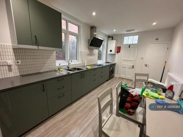 1 bedroom flat for rent in Tennyson Street, Leicester, LE2