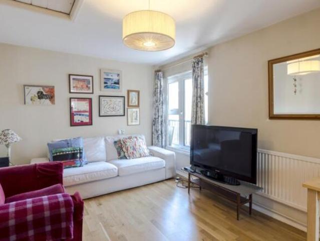 1 bedroom flat for rent in Tessa Sanderson Place, SW8