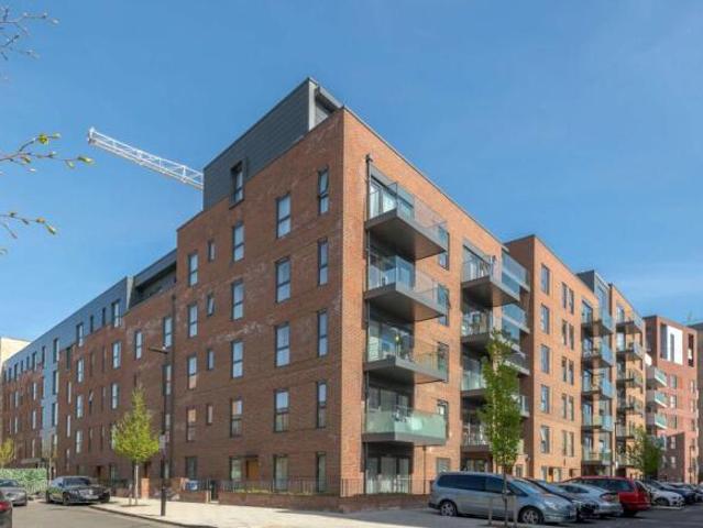 1 bedroom flat for rent in Tewkesbury Road, West Ealing, London, W13